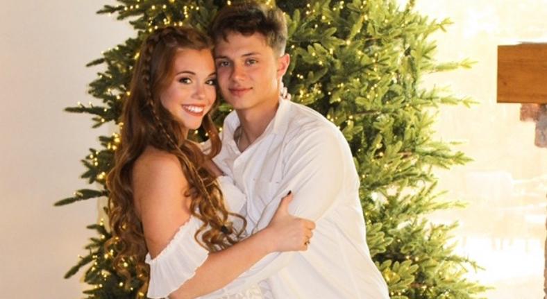 Caleb Hynum and Raegan Jones' Wedding Website