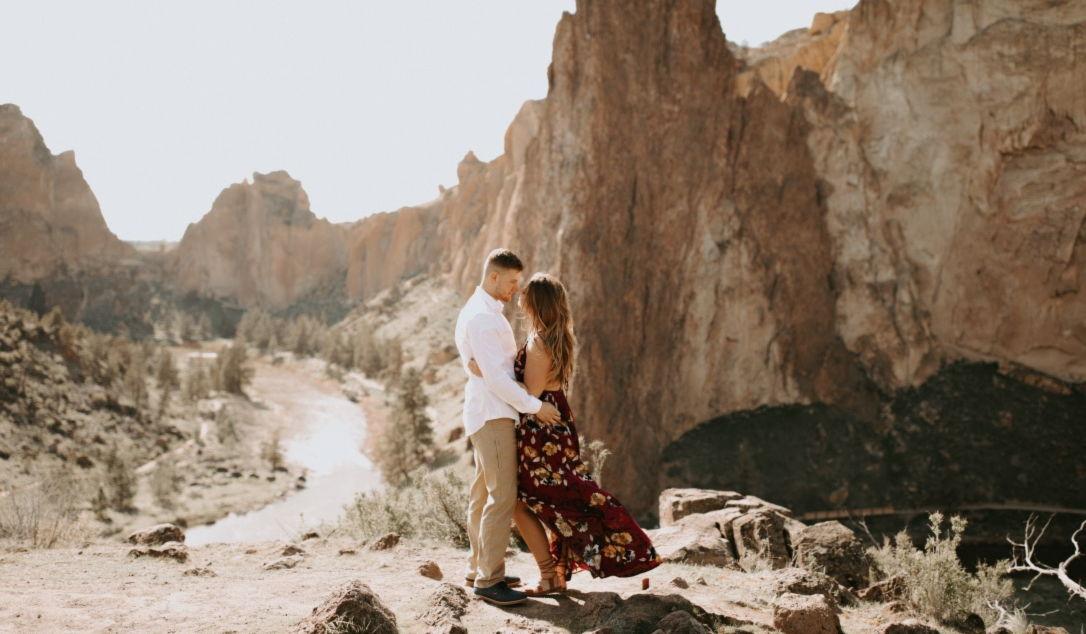 Raegan Bishop and Jacob Rhode's Wedding Website