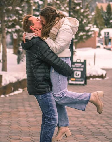 Lauren Walsh and Josh Turton's Wedding Website