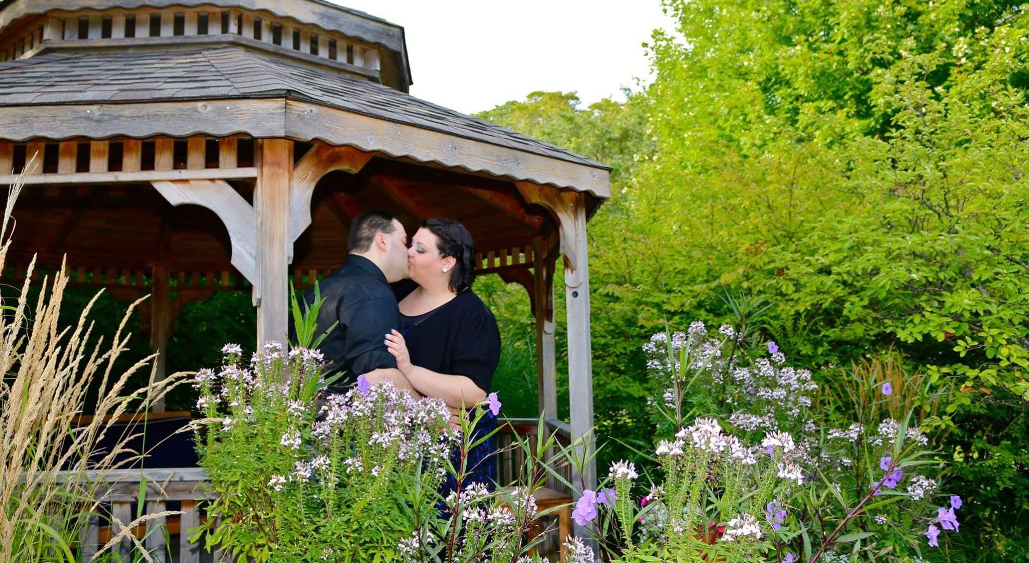 Lora Laverty and Michael Vormittag's Wedding Website