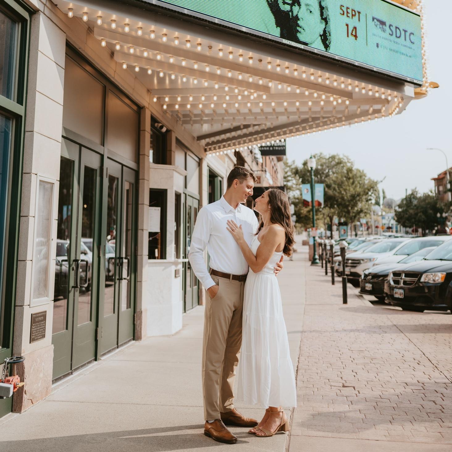 Halley Rennpferd and Gavin Doering's Wedding Website