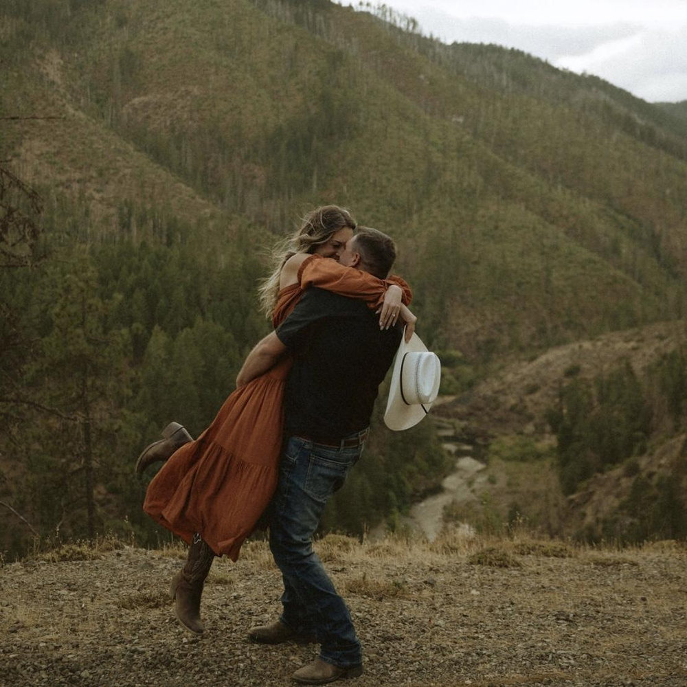 Kaelyn Manguchei and Jake White's Wedding Website