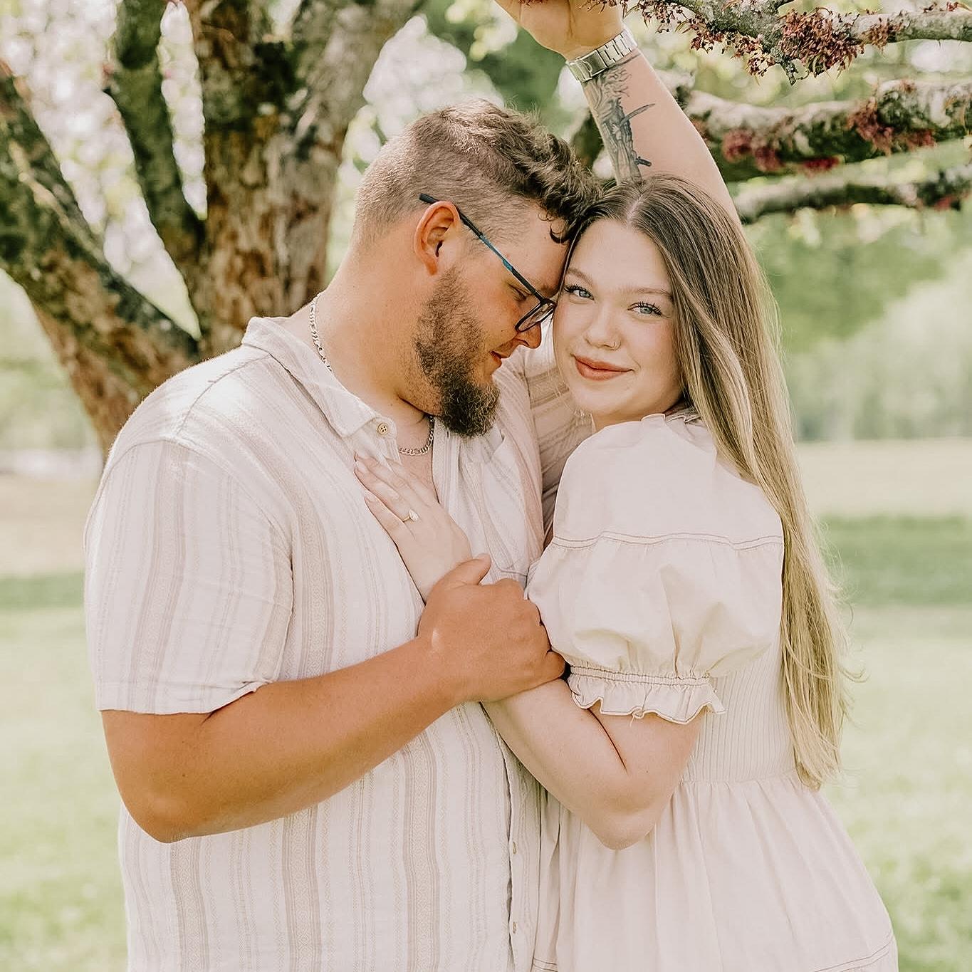 Alison Davis and Christian Armstrong's Wedding Website