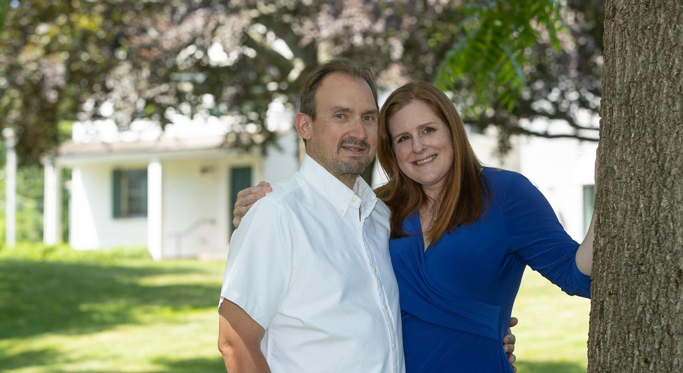 Douglas Fingliss and Erin McEntee's Wedding Website