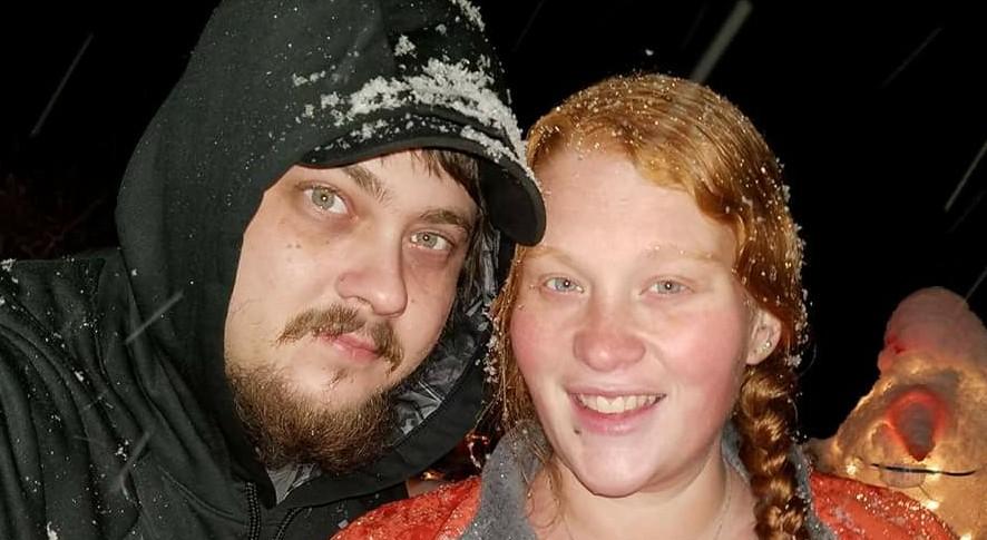 Crystal Carrier and Joshua Currier's Wedding Website