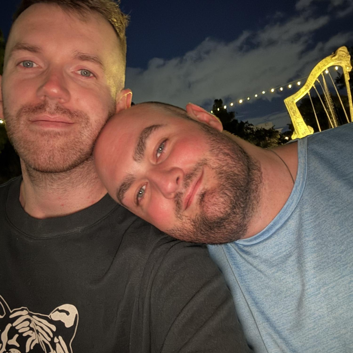 Kurt Lantz and Matthew Fox's Wedding Website