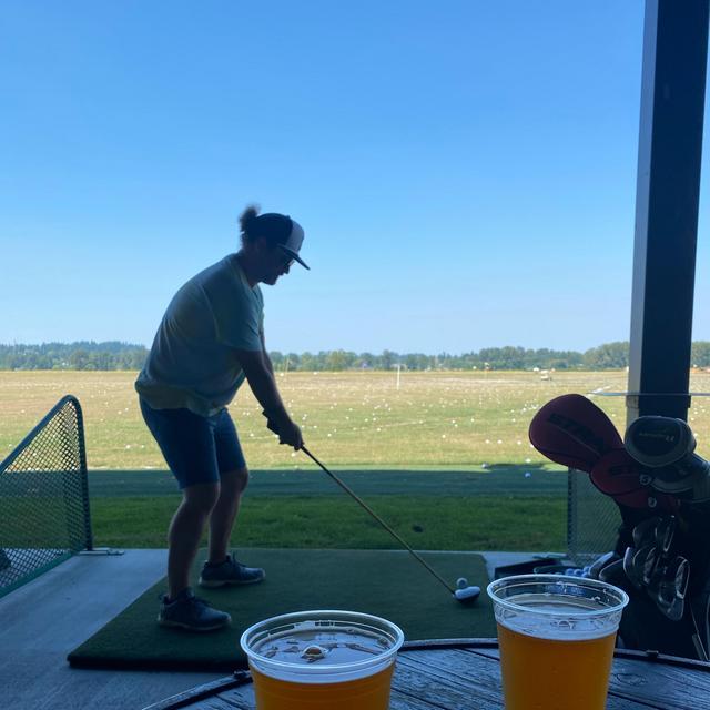 Lindsay Vanderhoff and Skye Defalco's Wedding Registry on Zola