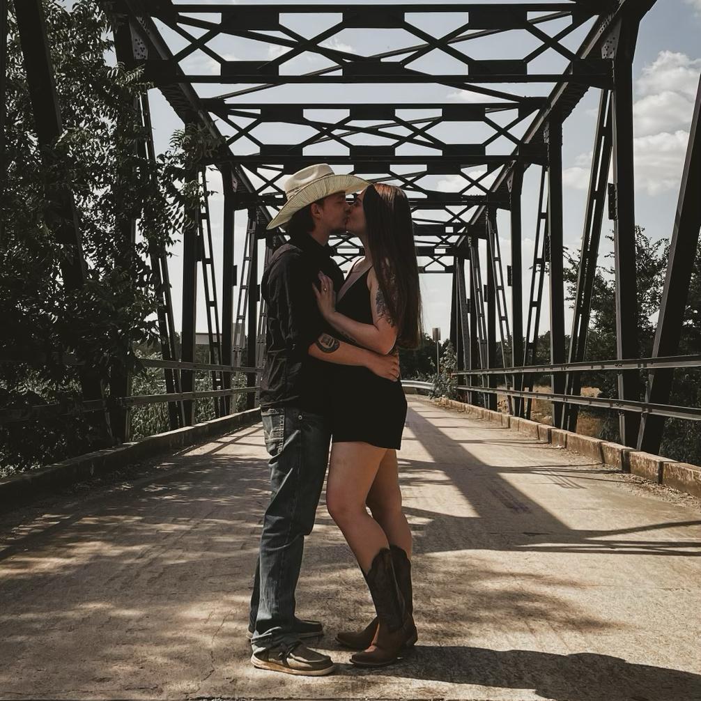 Danielle Kinsey and Scott McDavid's Wedding Website