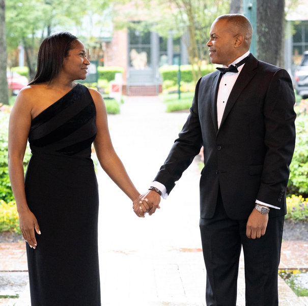 Bill Becton and Apryl Molton's Wedding Website