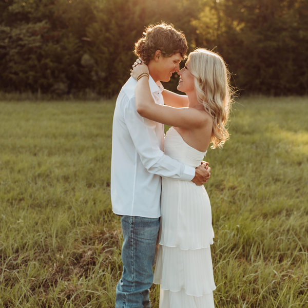Chesni Blake O'Steen and Gage Paul Gill's Wedding Website