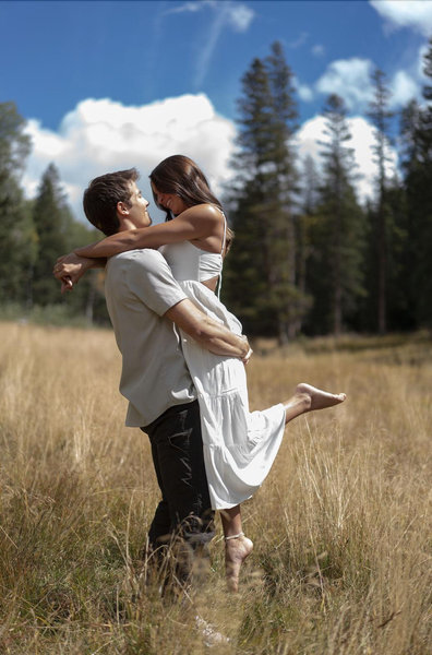 Emma Hamblin and Quinn Bedell's Wedding Website