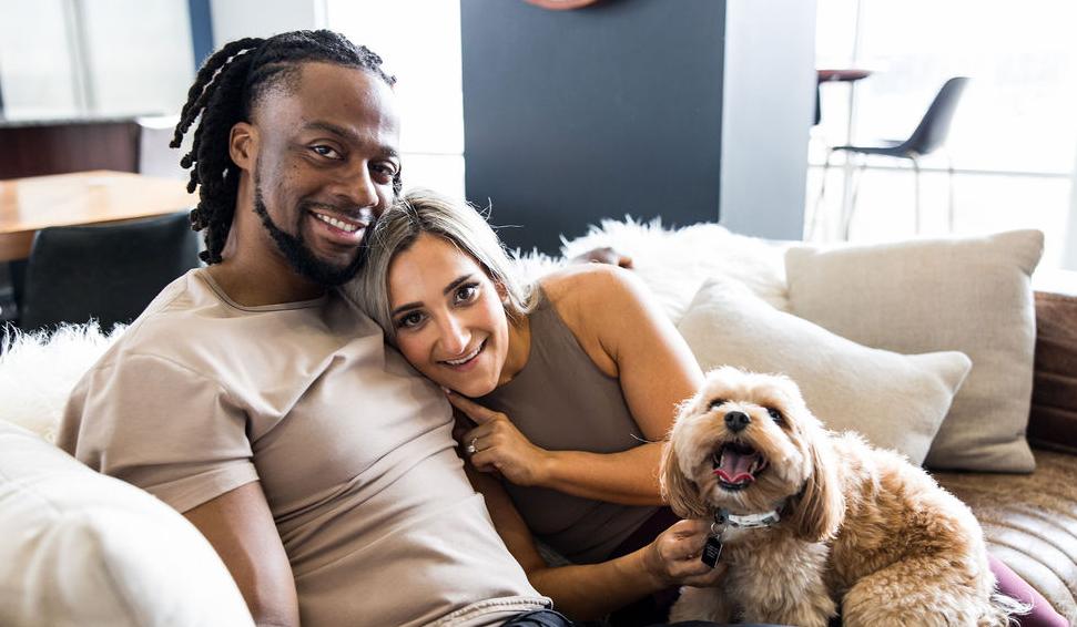 Crystal de la Parra and Joel Lynch's Wedding Website