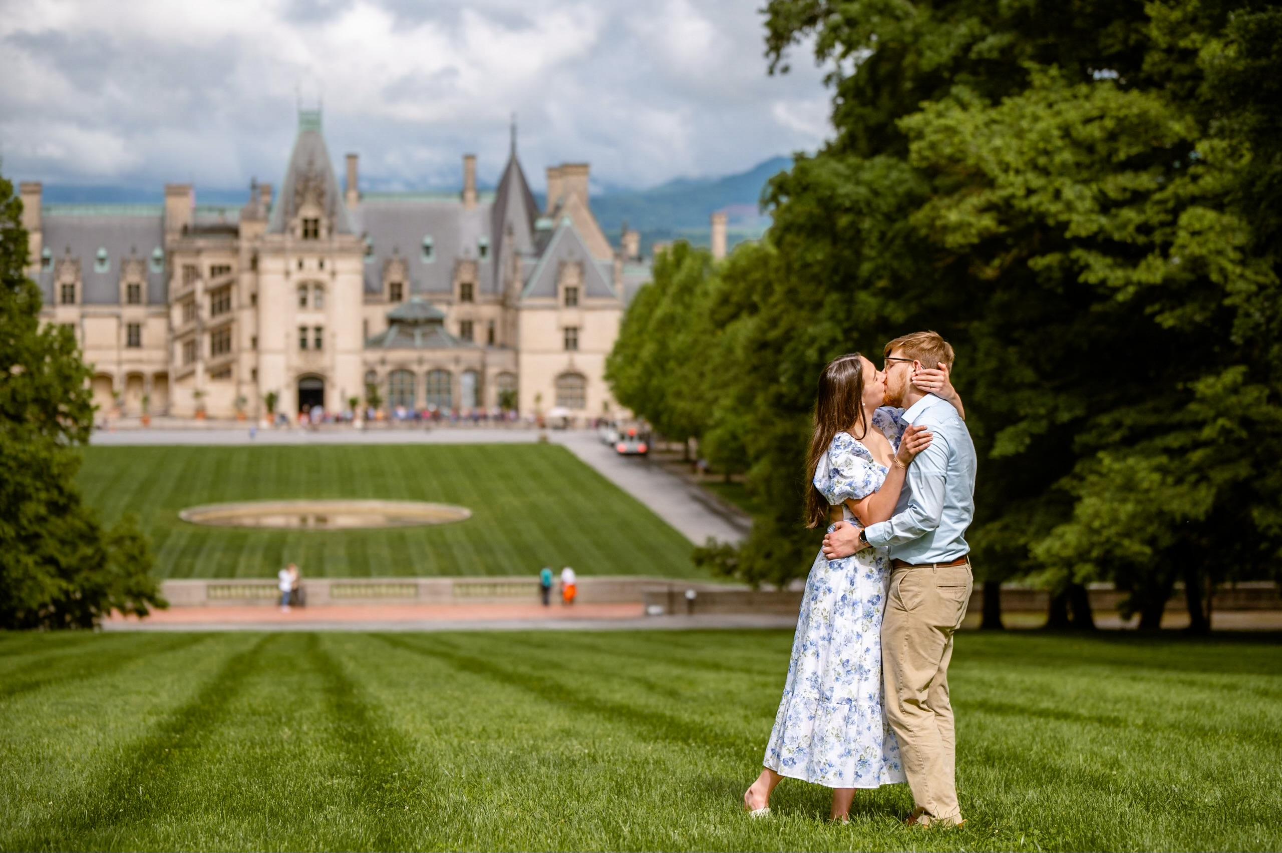 Grey Smith and Hunter Chandler's Wedding Website