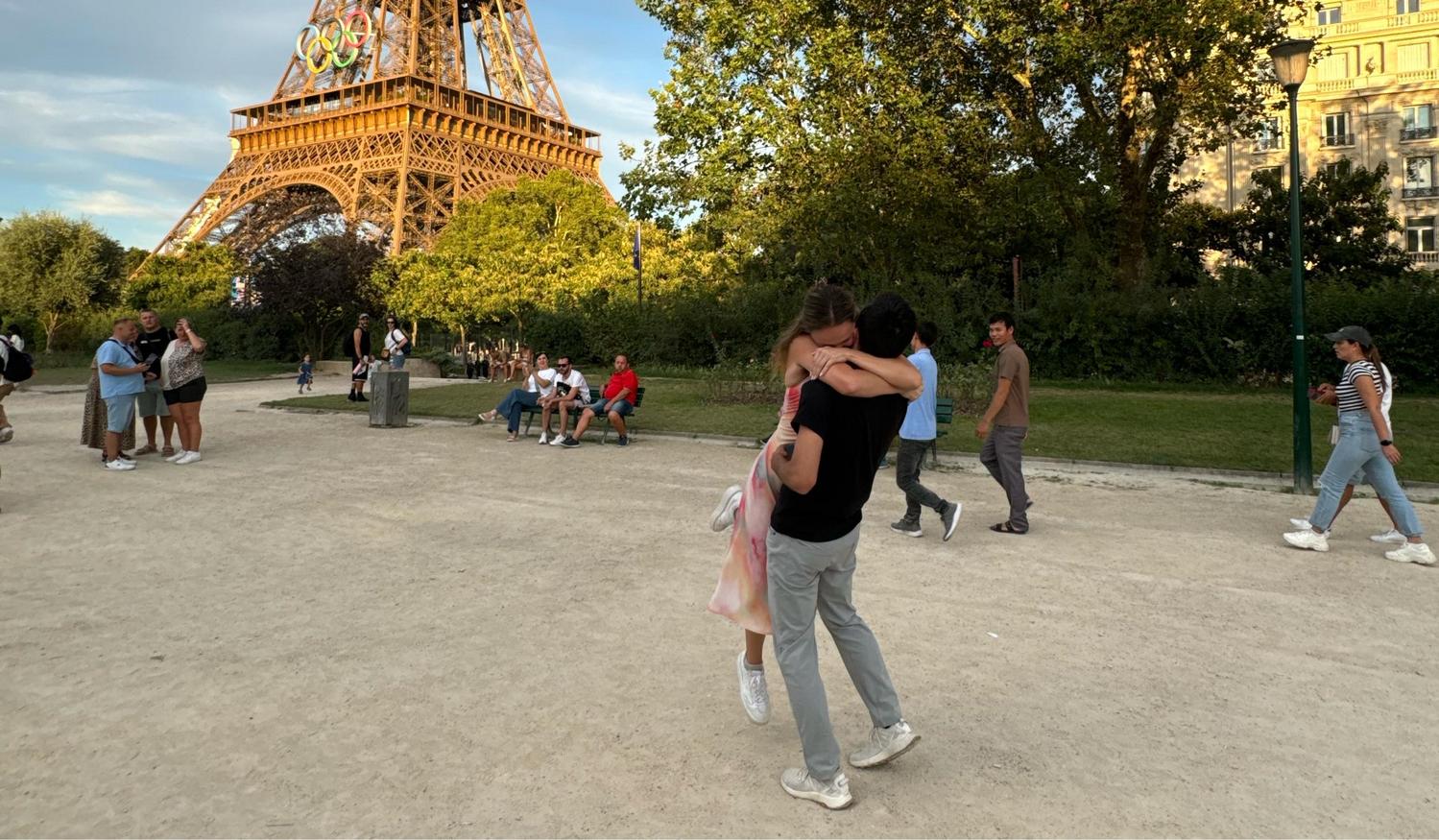 Annika Sisson and Kevin Vinolas' Wedding Website