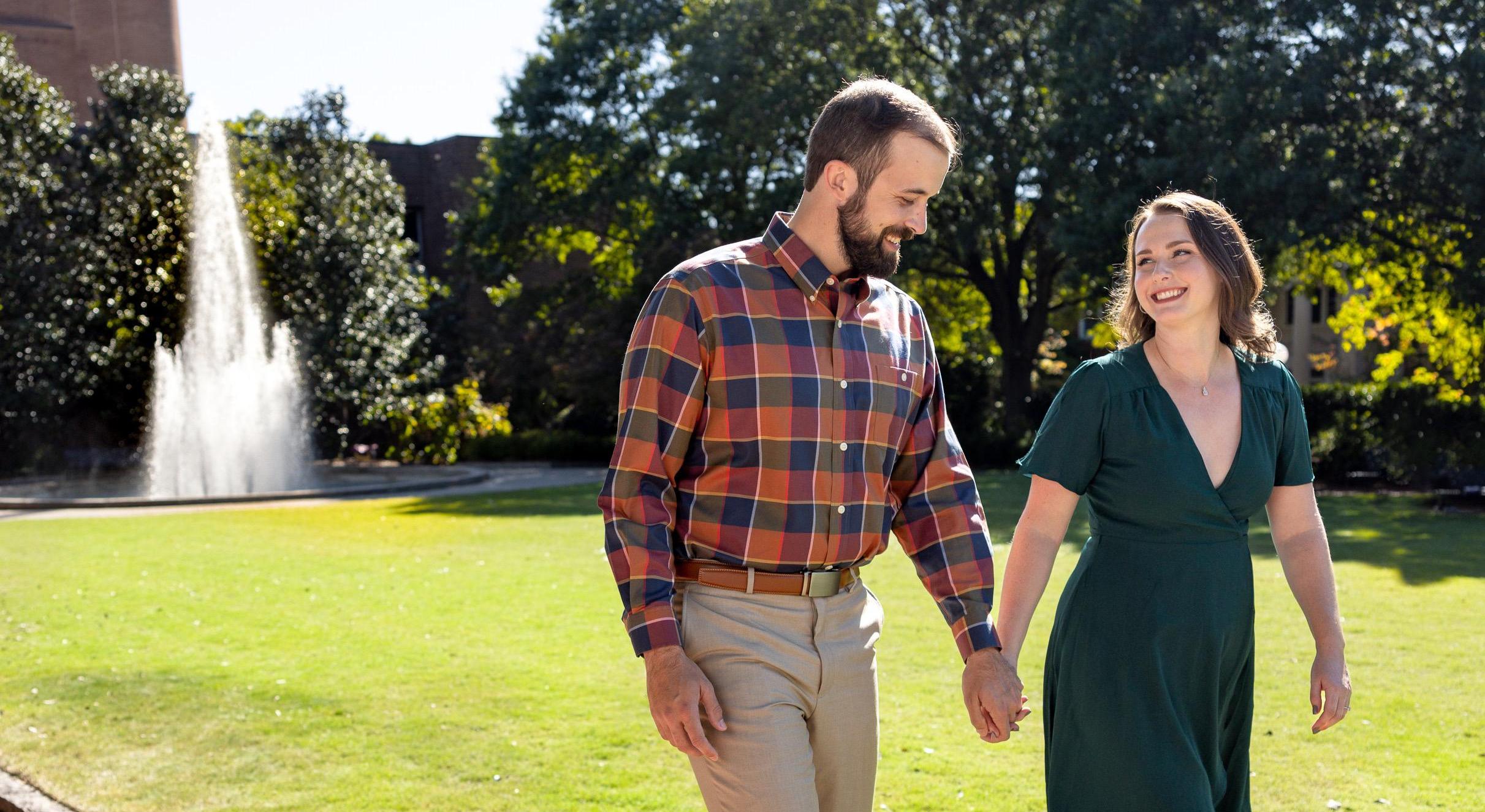 Jenny Armstrong and Benjamin Hefner's Wedding Website