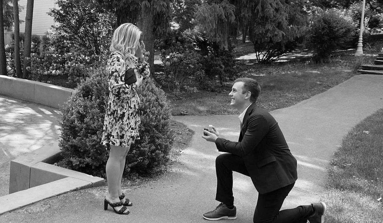 Elle Asbury and Hunter Neely's Wedding Website