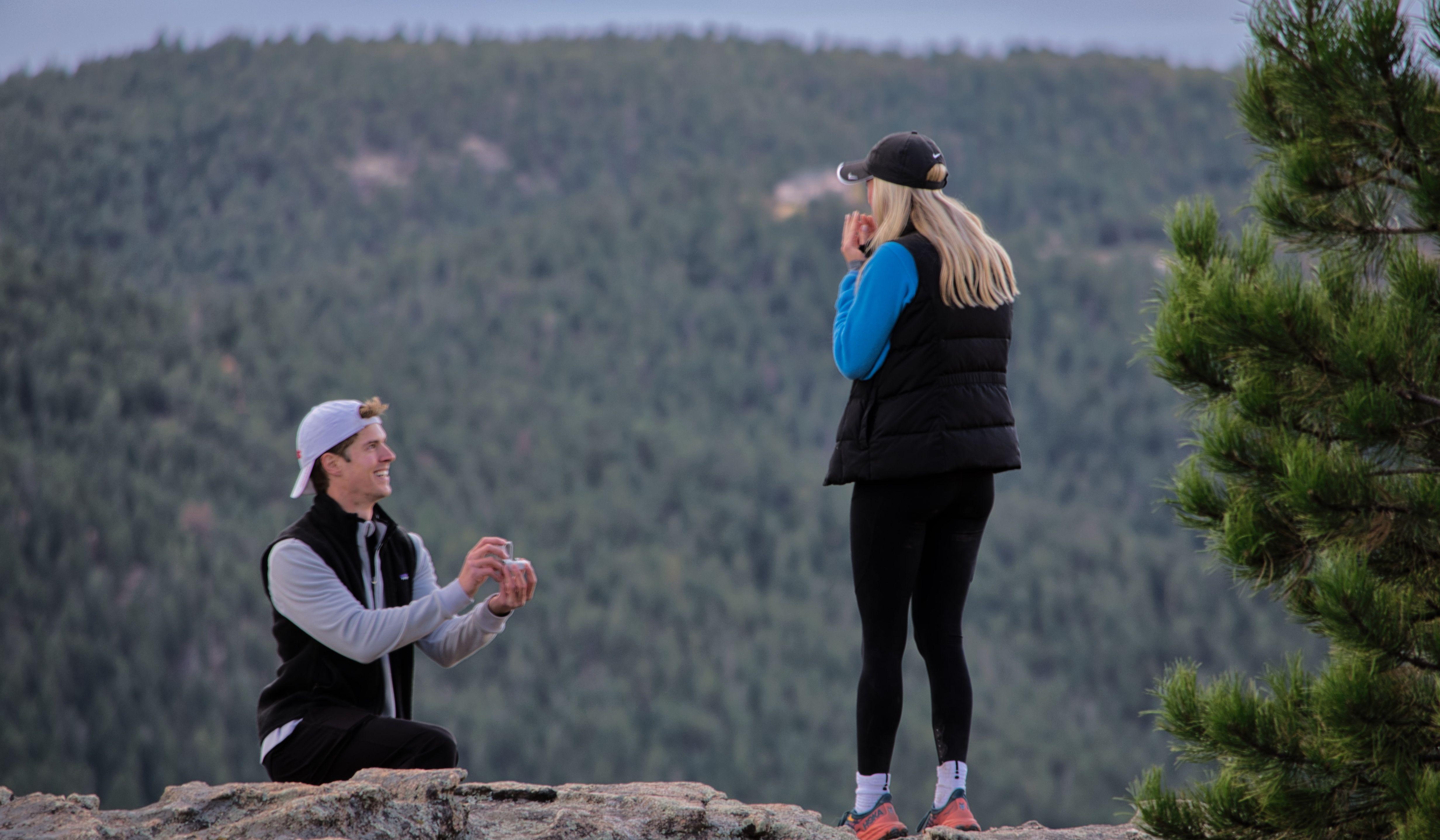 Anne Lindahl and Grant Whaley's Wedding Website