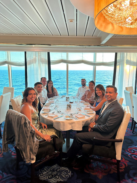 lynn aparicio and Rafael Valencia's Wedding Website