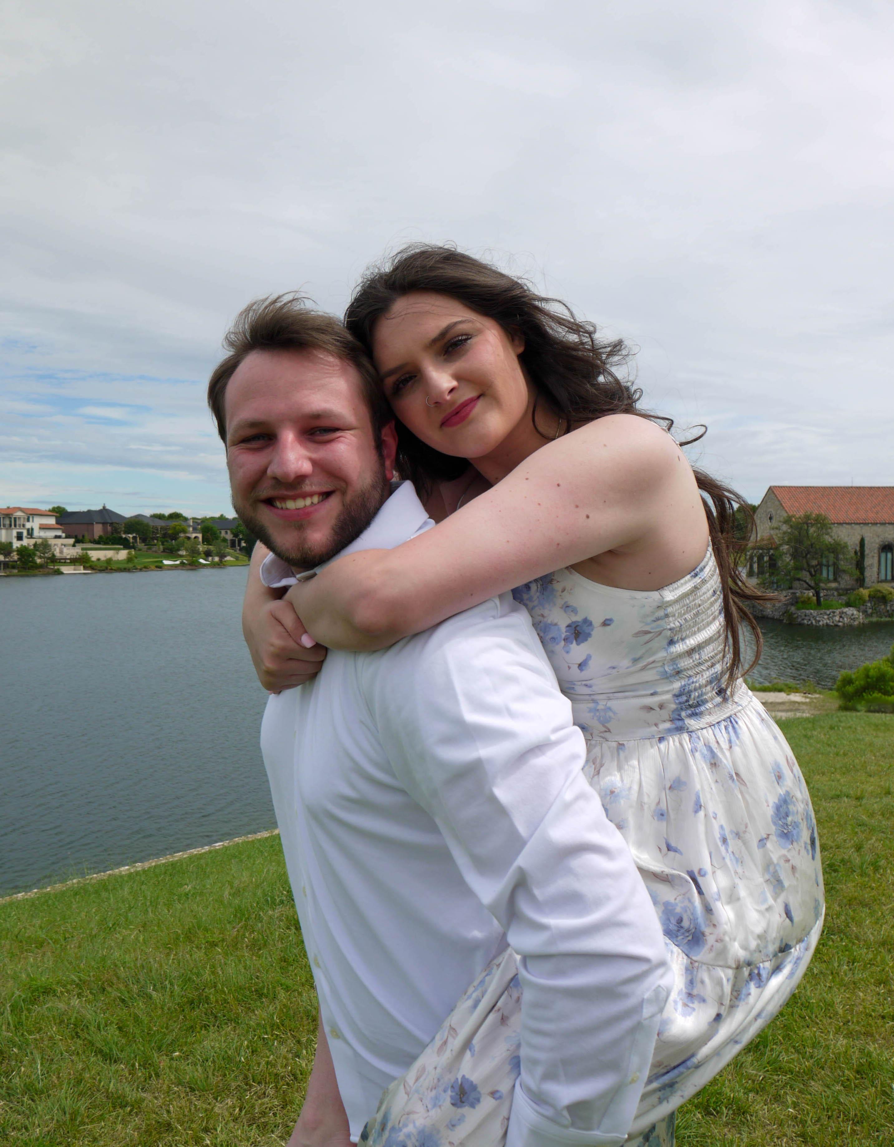 Marissa Robershaw and Dax Hundelt's Wedding Website