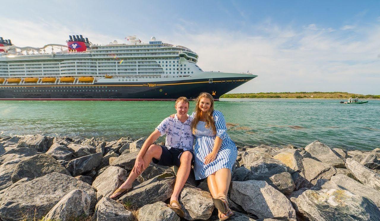 Nikole Wyles and Greg Robinson's Wedding Website