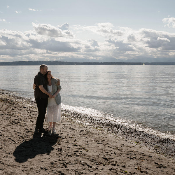 Erin O'Connell and Kenneth Goodman-Farley's Wedding Website