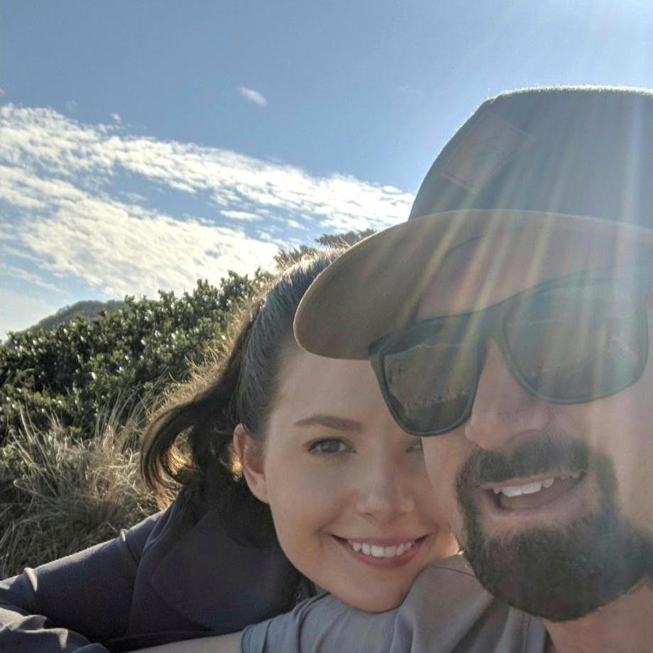 Laura Davies and Robbie Ewen's Wedding Website