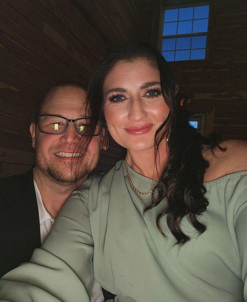 Breann Voss and Chris Thompson's Wedding Website