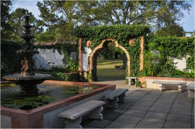 Kristen Searcy and Barry Skipp's Wedding Website