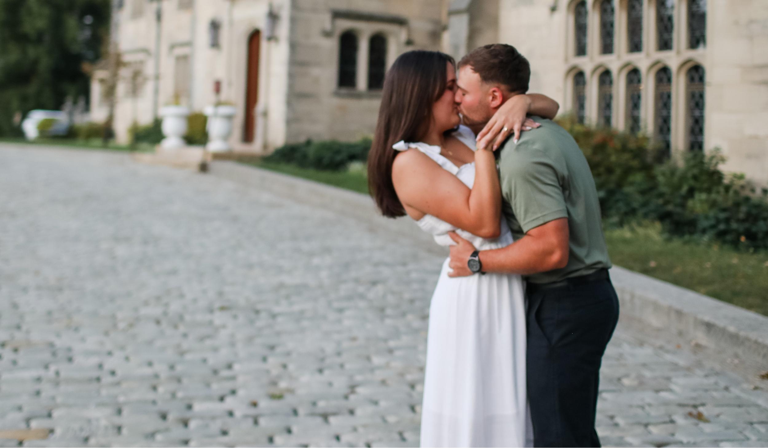 Sara Harshman and Jonathan Kozen's Wedding Website