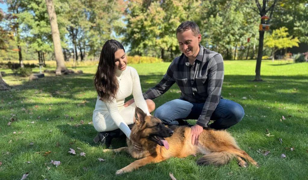 Elizabeth Mendes and Dan Chrzanowski's Wedding Website