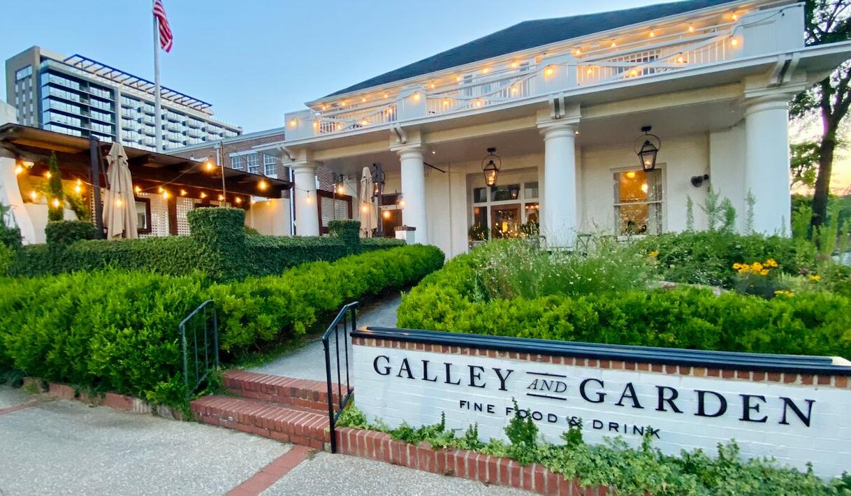 Bradley Henderson and Gabe Partain's Wedding Website