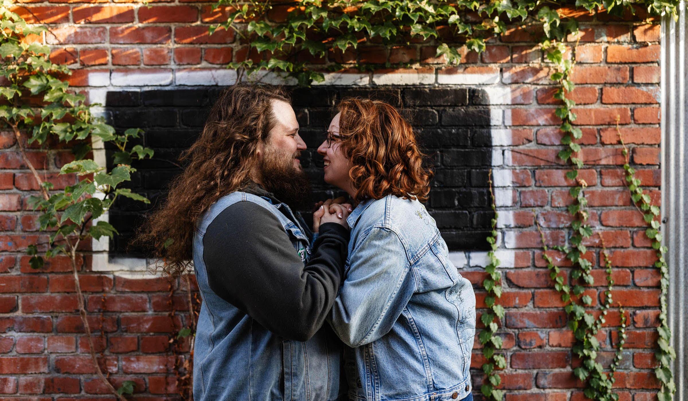 Victoria Main and Andrew Tool's Wedding Website