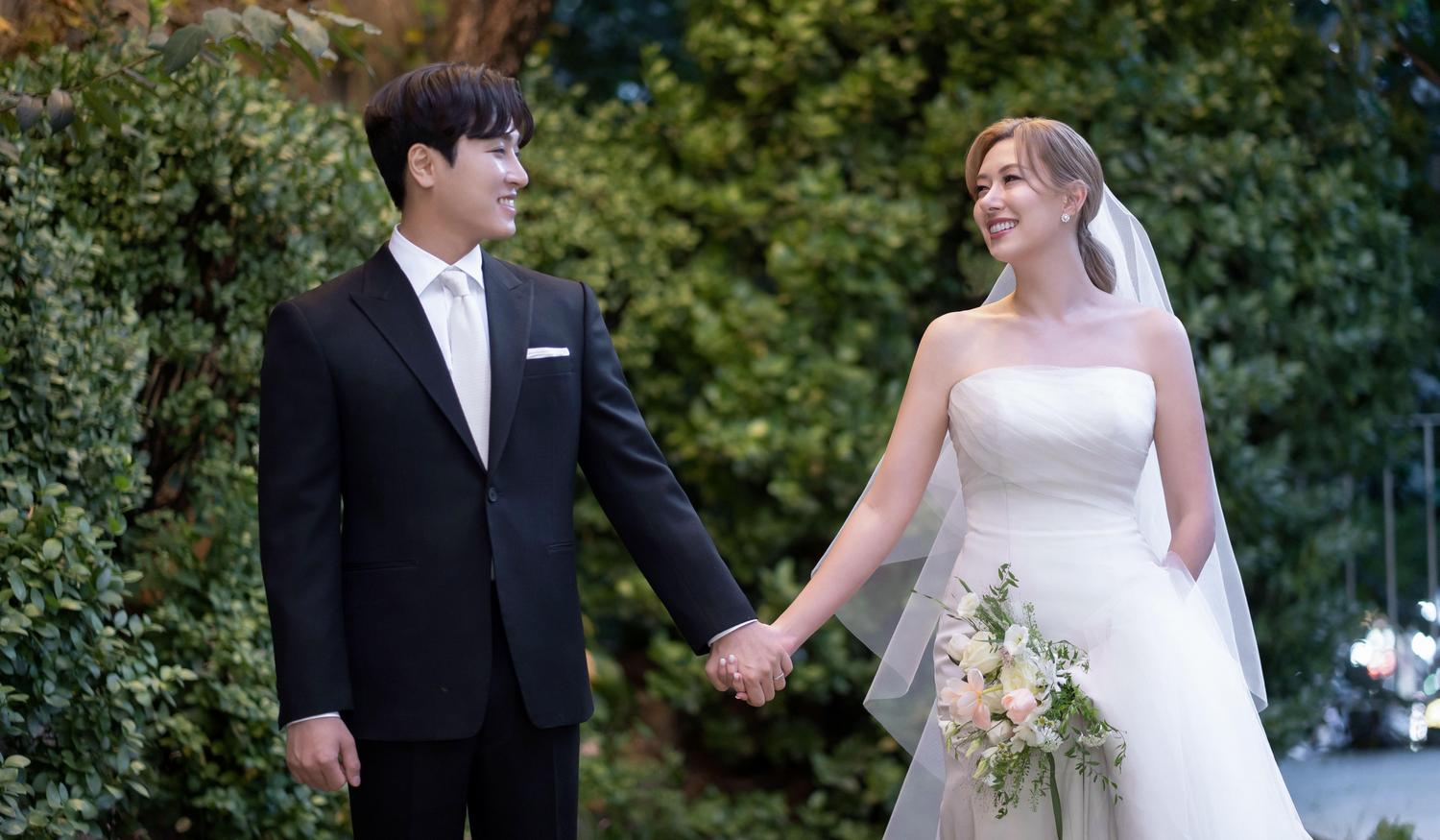 Chelsea Rose Hollenbeck and Alex Choi's Wedding Website