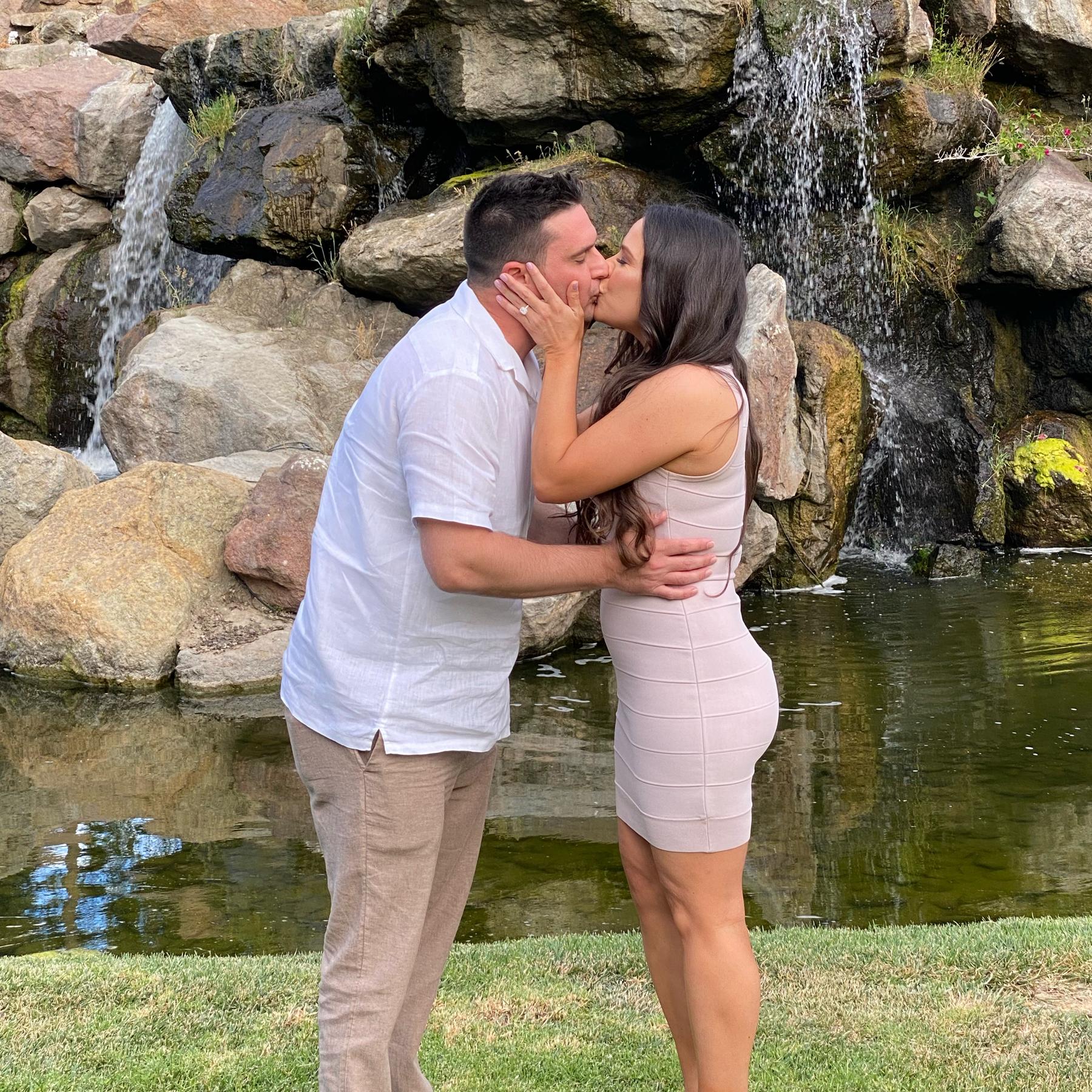 Sandi Lucy Flynn and George Frank “Beau” Carder IV's Wedding Website