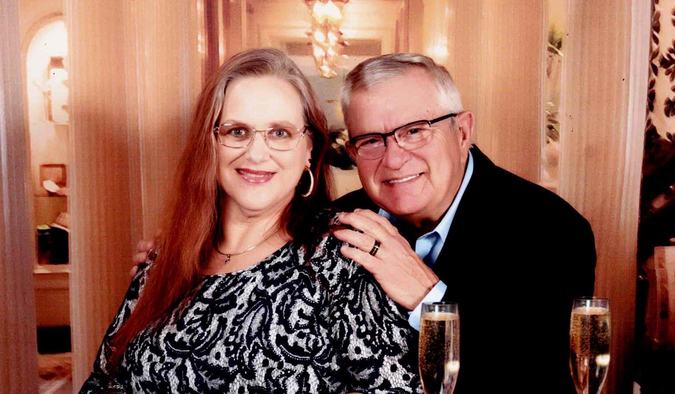 Charla Shawver-Gildersleeve and Alan Schiro's Wedding Website