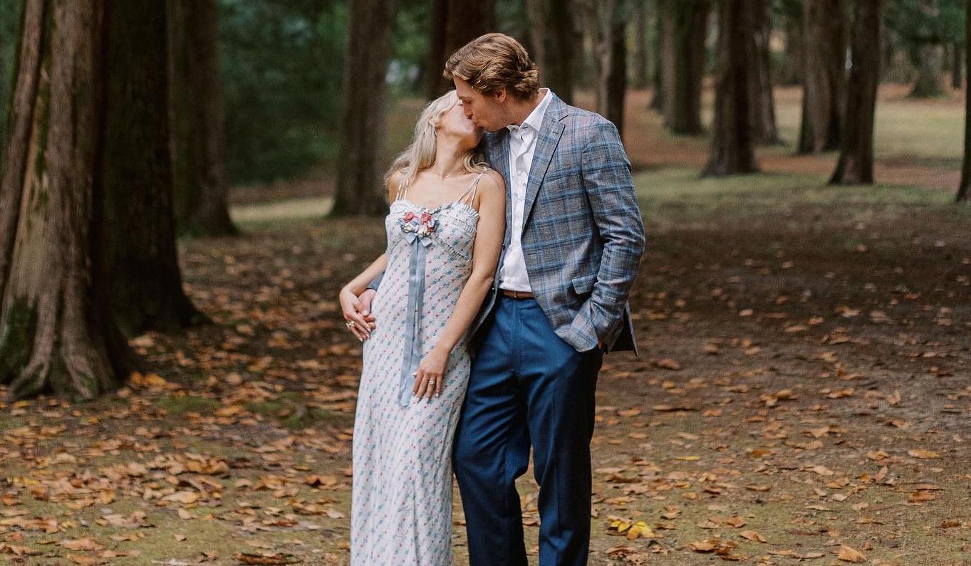 Ally Elliott and Will Laurenzo's Wedding Website