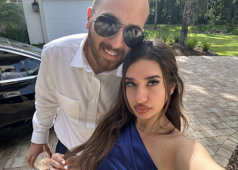 Reema Hesari and Towfeeq Ashchi's Wedding Website