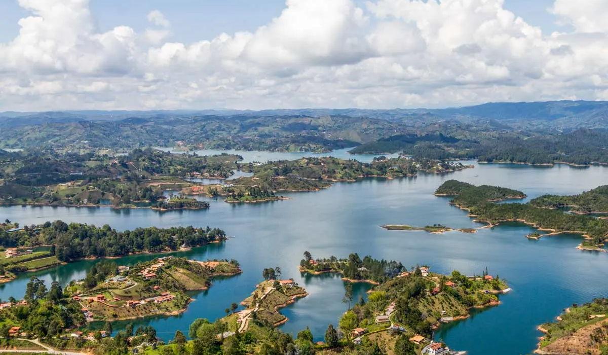 Mon Thanam and Jake Andrus' Wedding Website