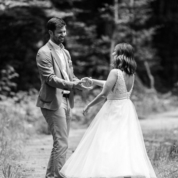 Ana Mayo and Thorsten Vox's Wedding Website
