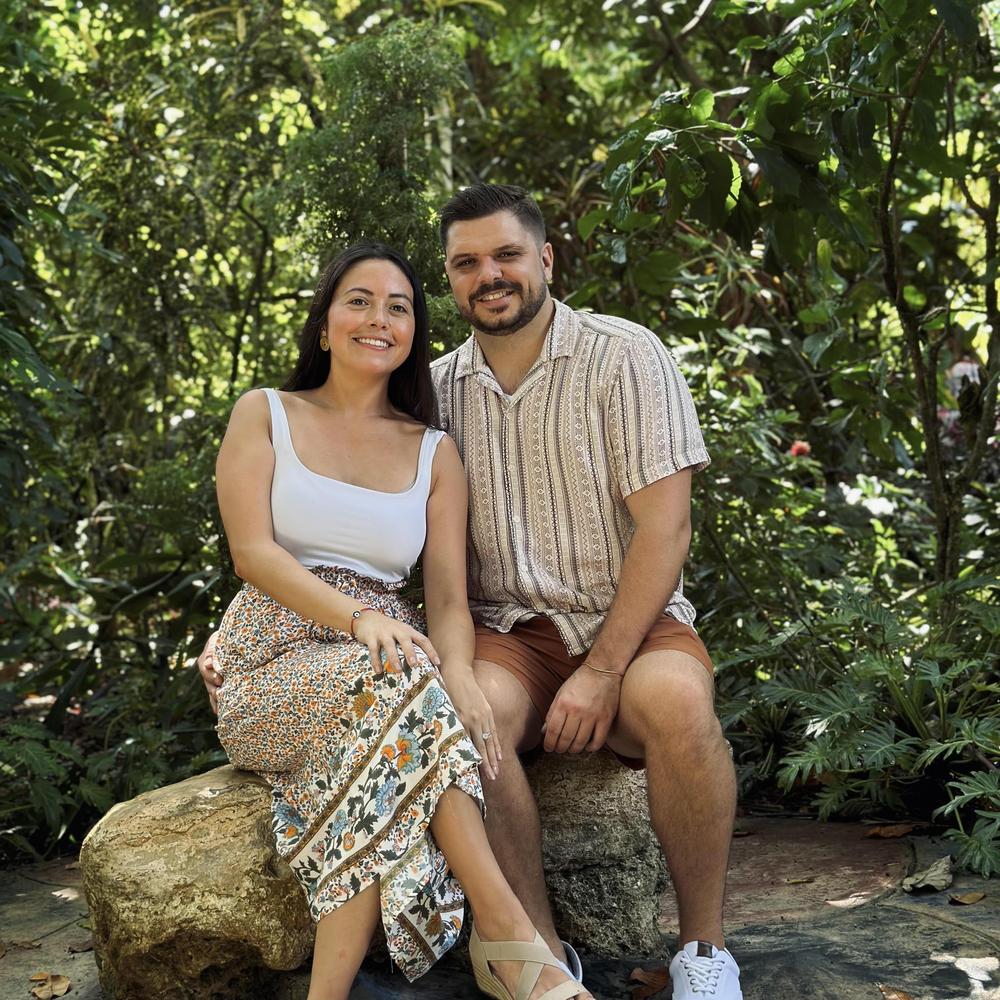 Ana Meneses and Damon Fish's Wedding Website