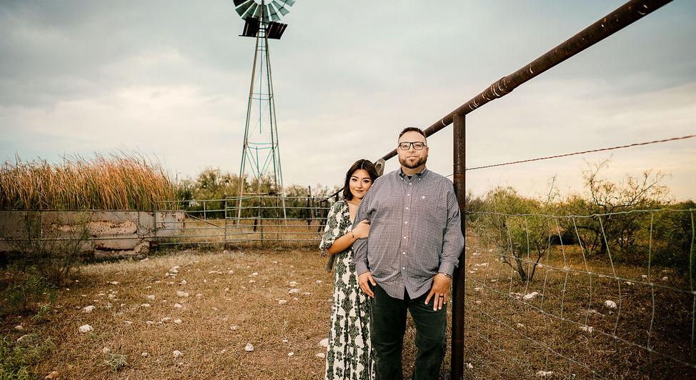 Lindsey Molina and Kyle Freeman's Wedding Website