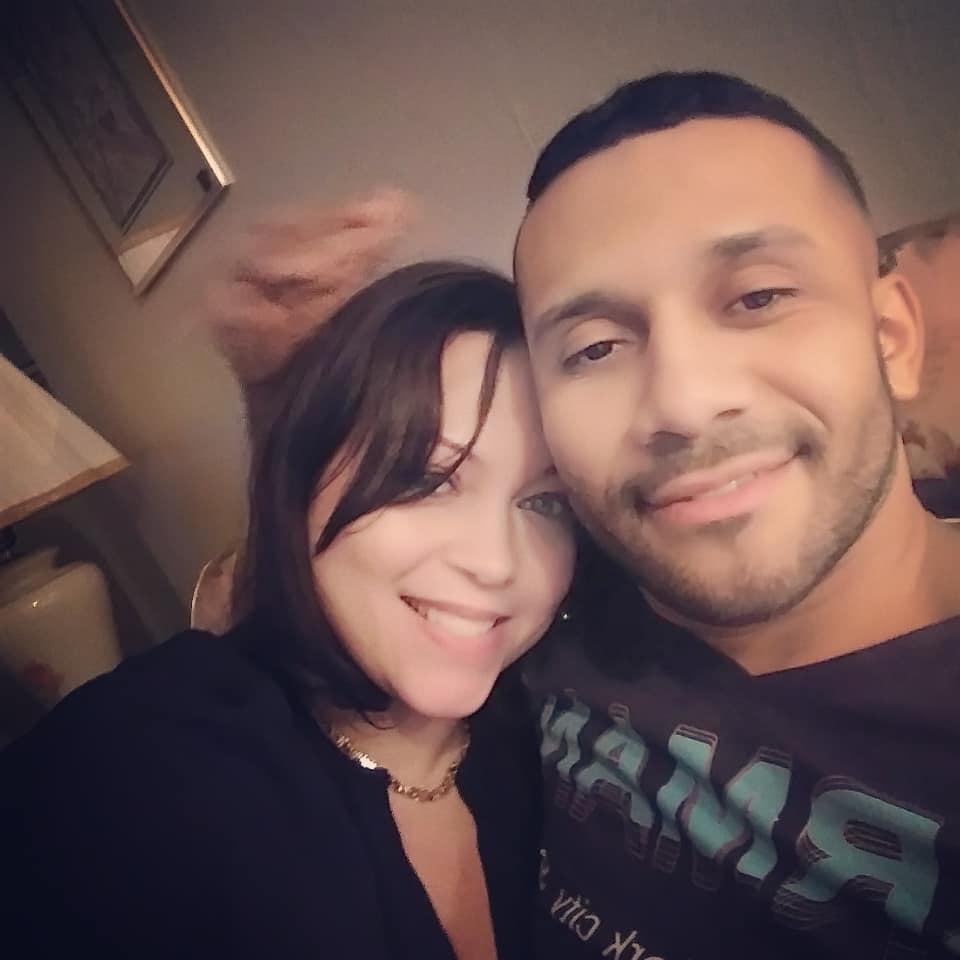 Vanessa Reyes and Guillermo Santos' Wedding Website