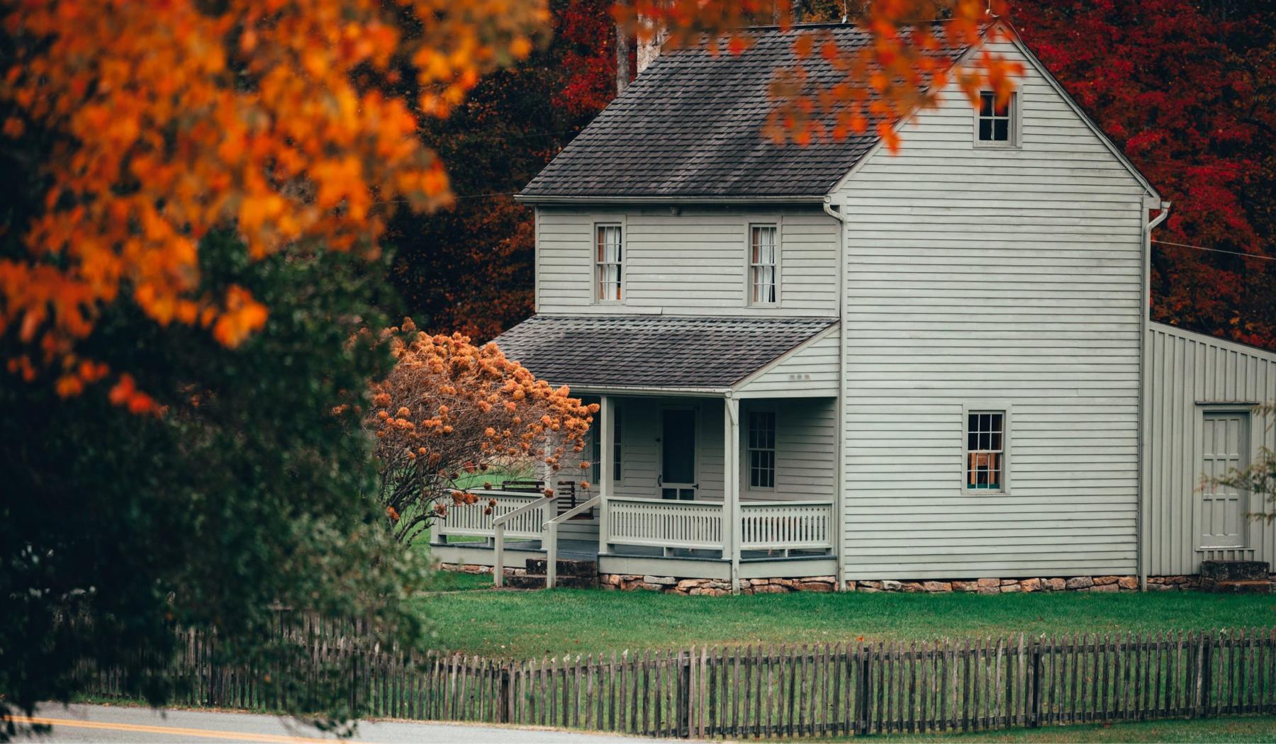 Hayley Short and Ryan Phares' Wedding Website