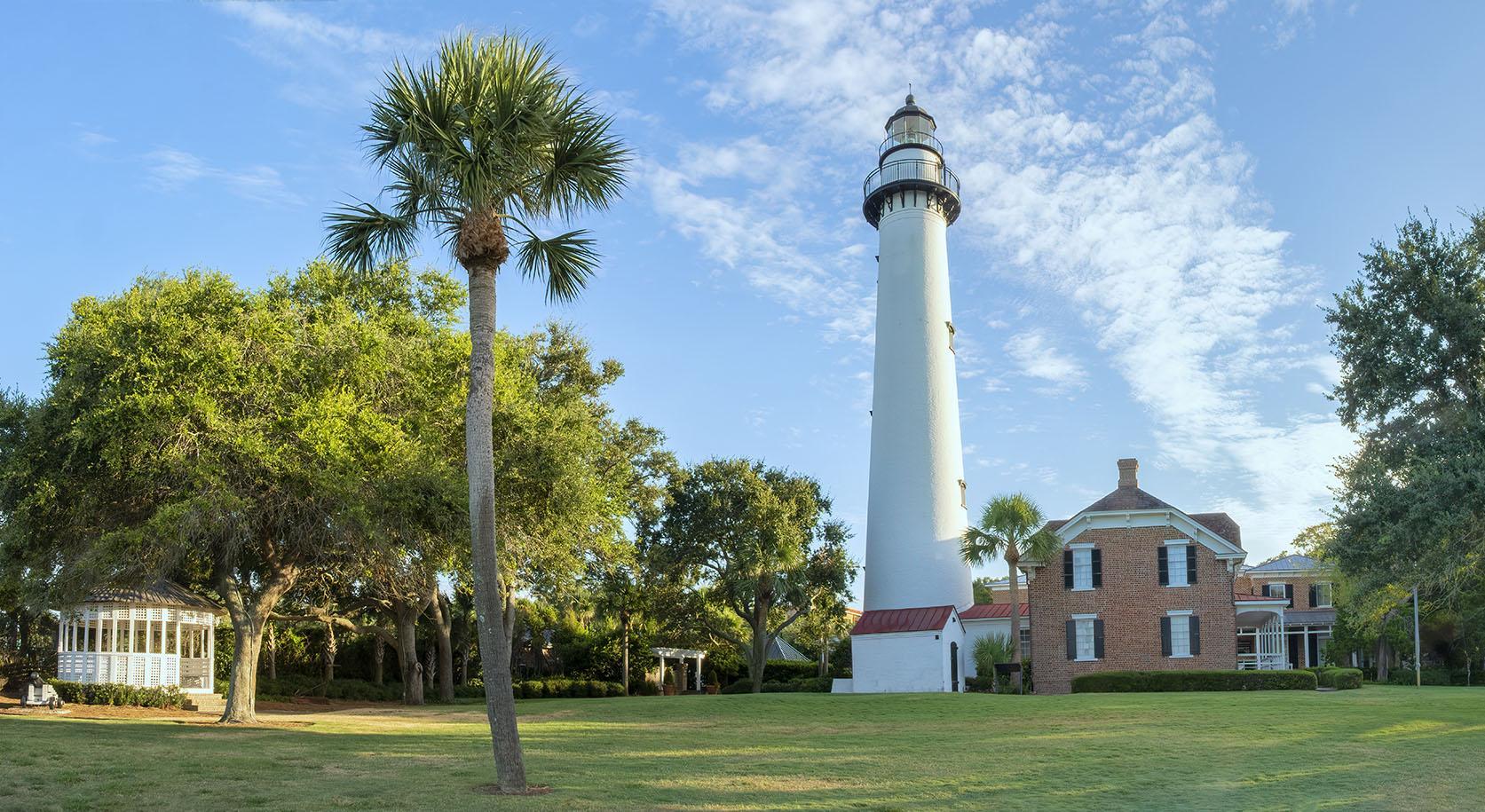 Alexandra Backes and Brendan Fisk's Wedding Website