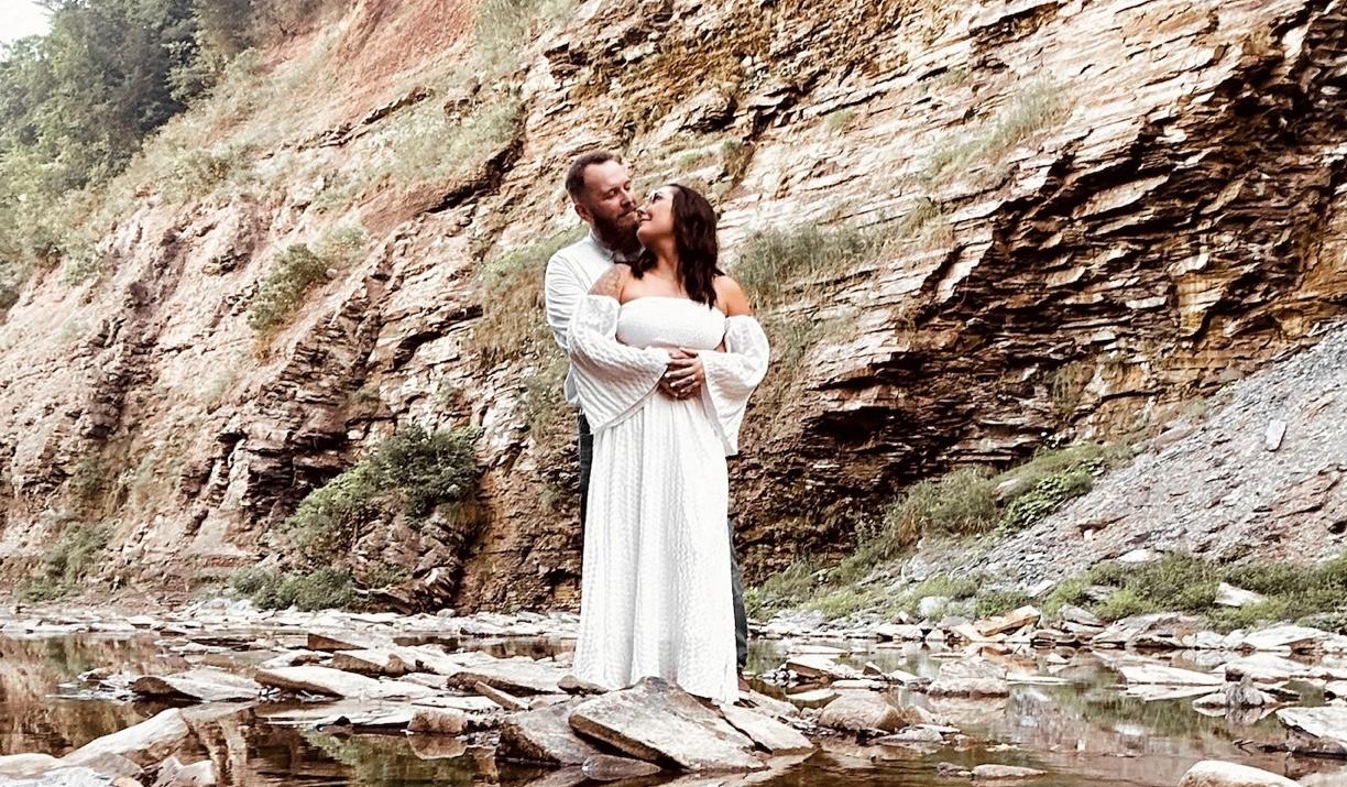 Derek Riddle and Courtney Reed's Wedding Website