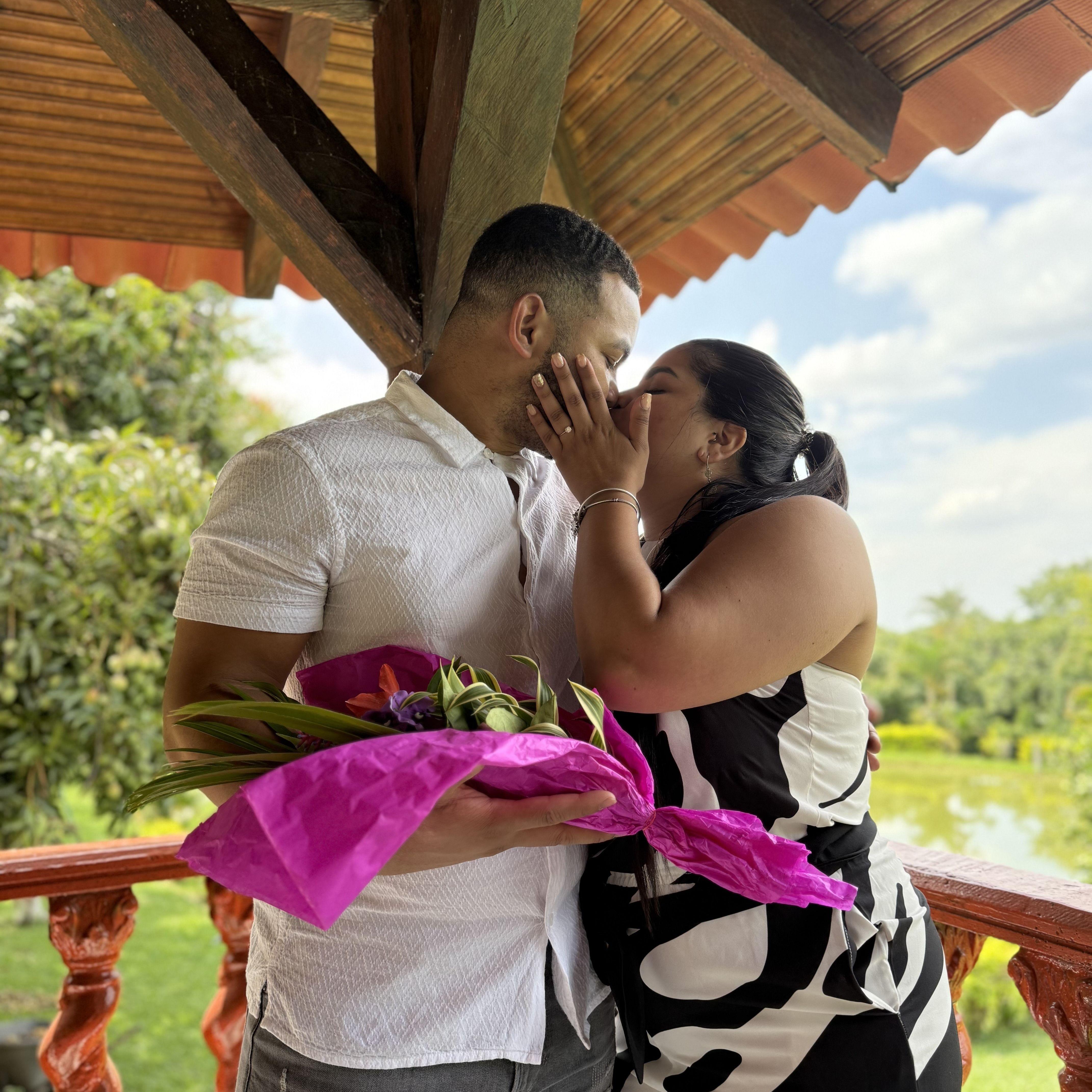 STEPHANNY DAZA and JULIAN CHARA's Wedding Website