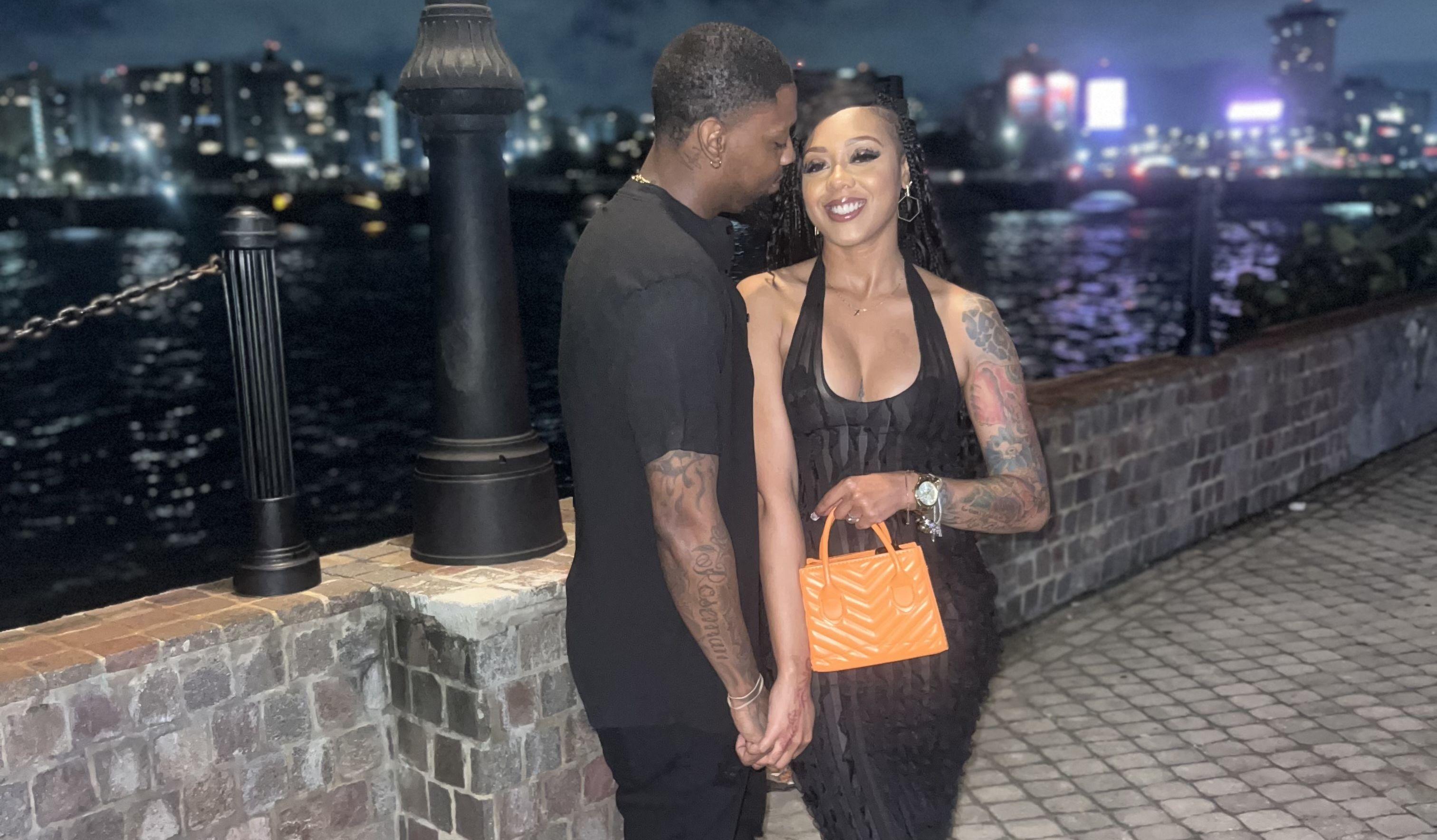 Valencia Bellinger and Derrick Roseman's Wedding Website