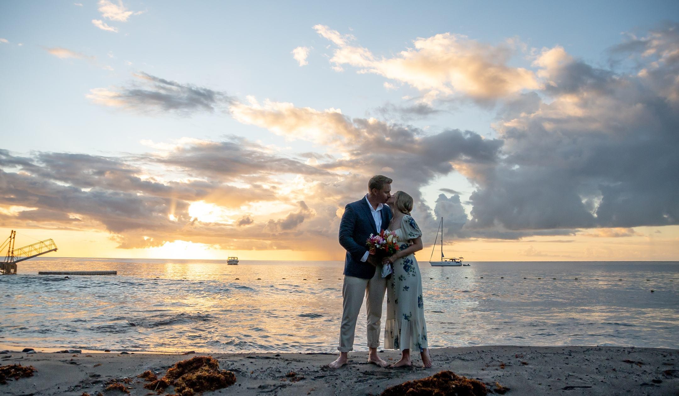 Laura Erwin and Benjamin Green's Wedding Website