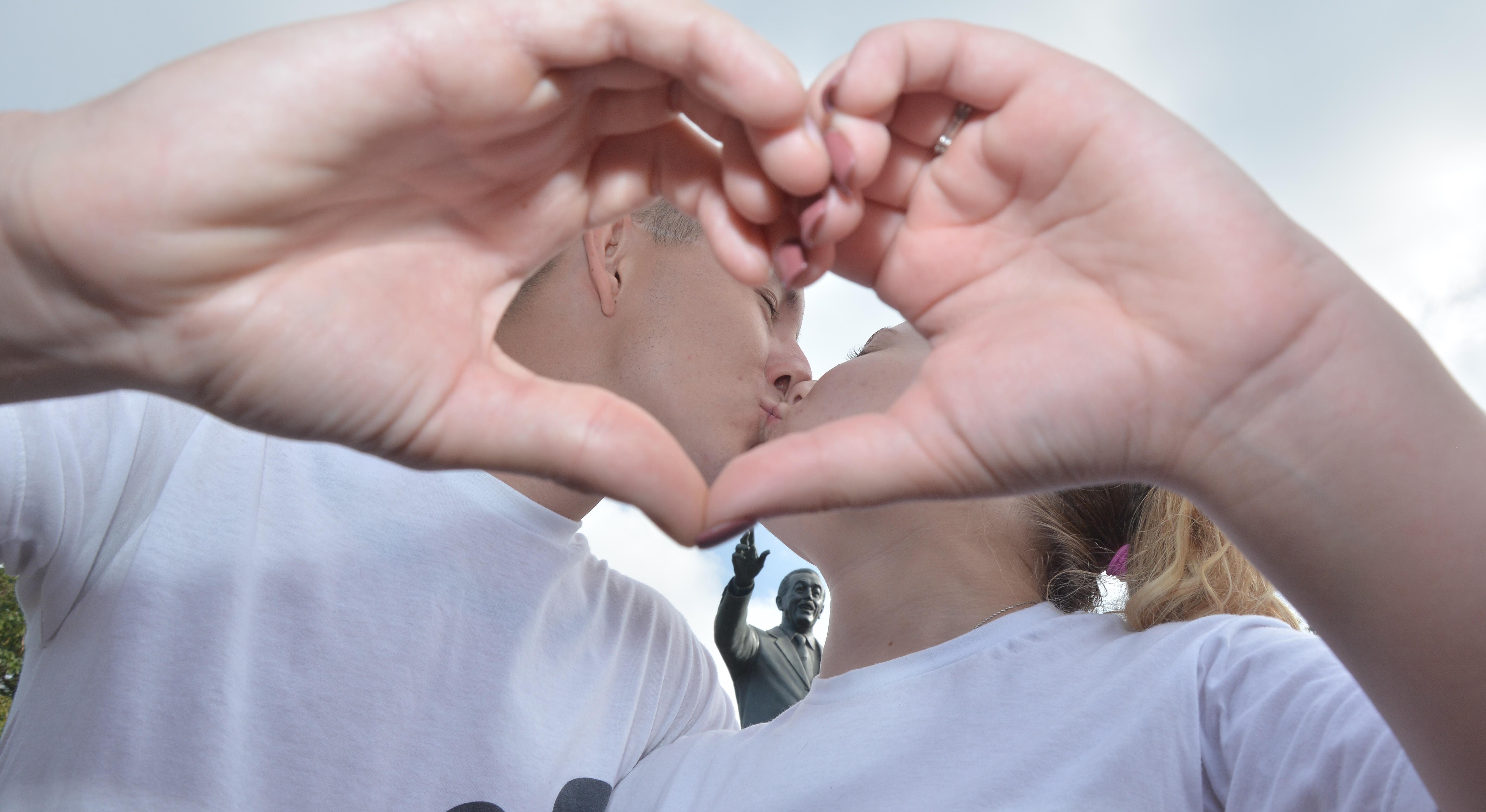 Brenna Kolpin and Eric Feldt's Wedding Website