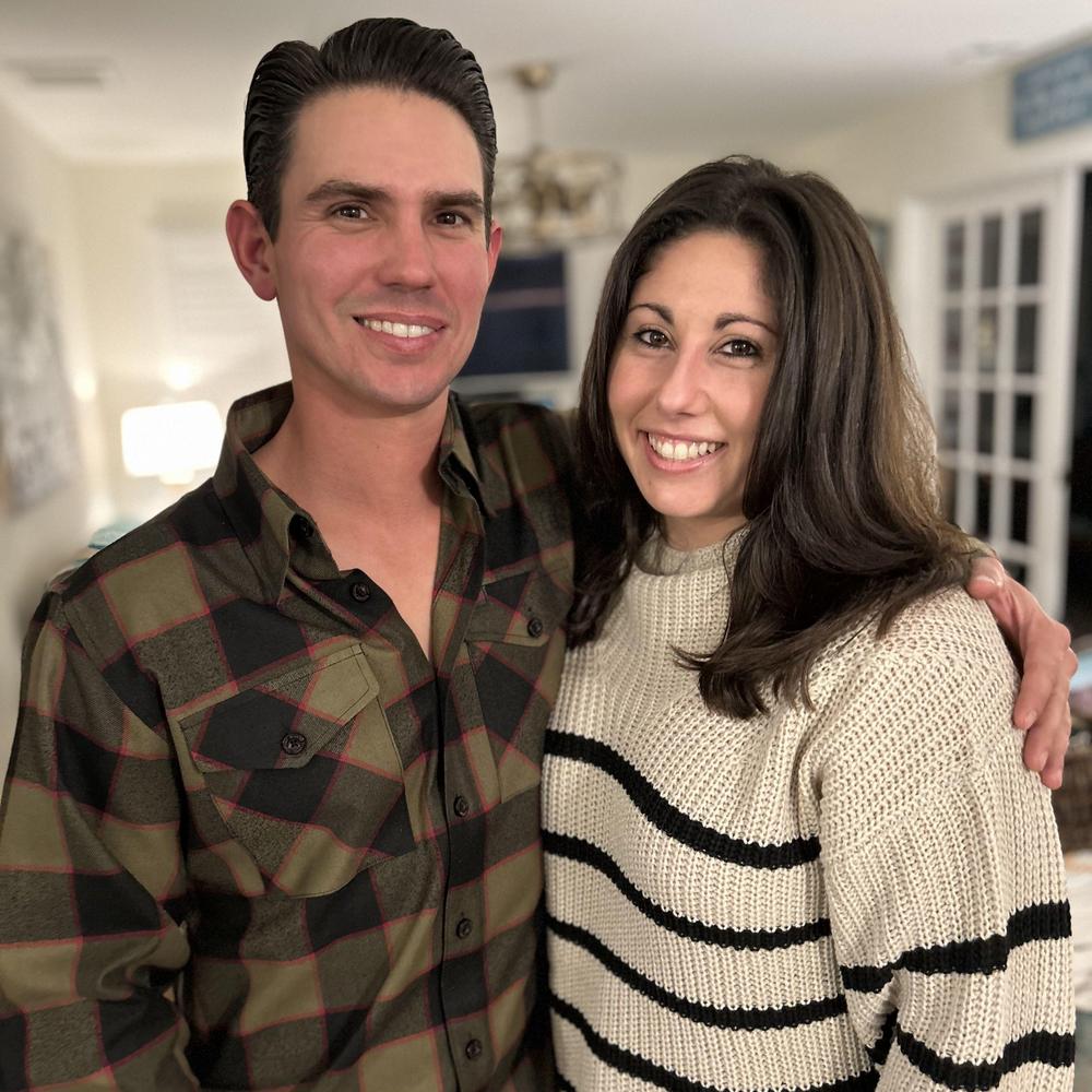 Jessica Capano and John Hart's Wedding Website